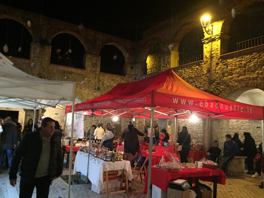 IL NATALE DELLA LOCRIDE CHE INIZIA DA PLACANICA - Ciavula