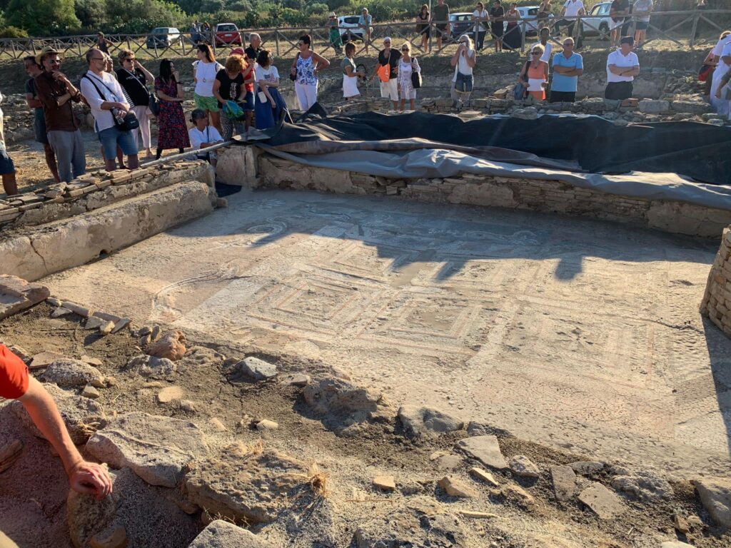 A Monasterace è possibile visitare le terme di Nannon presso il Parco ...